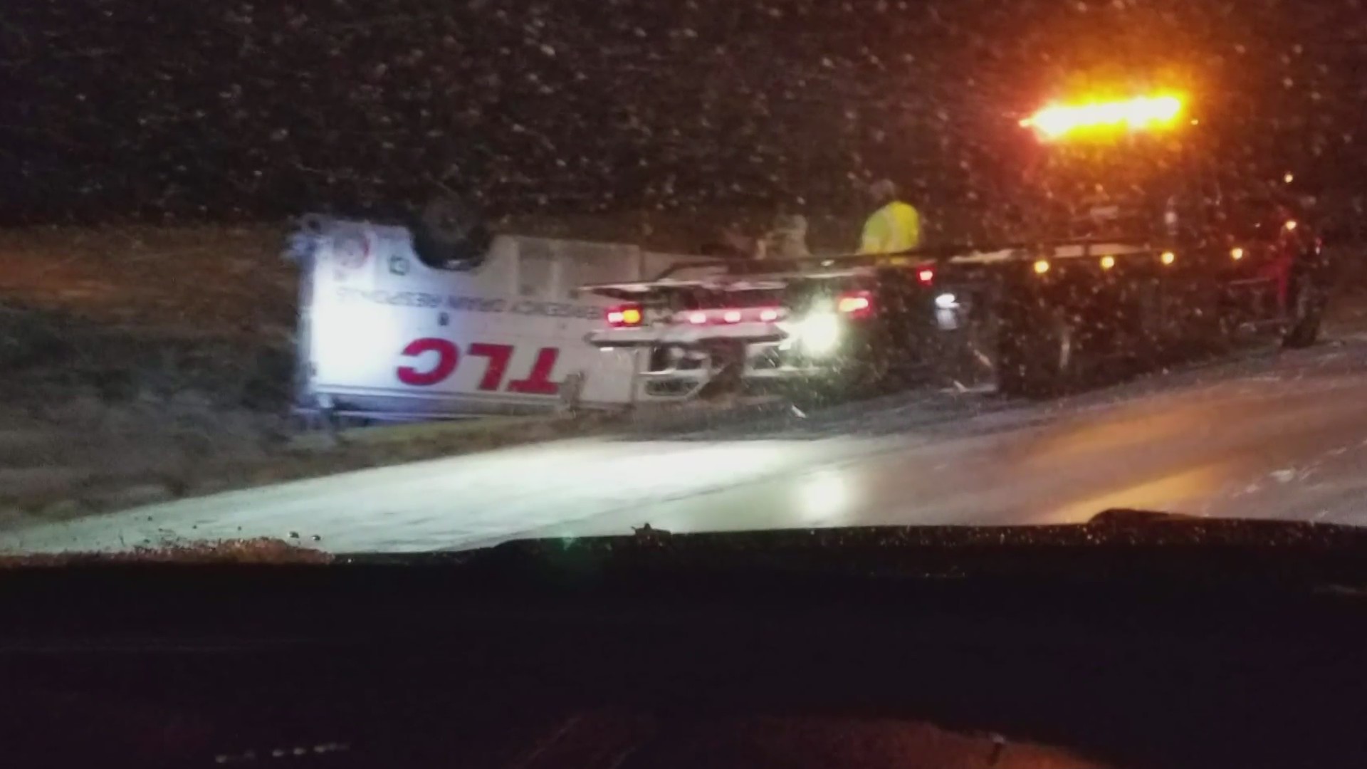 APD investigating a rollover accident on I-25 – KRQE NEWS 13 – Breaking ...